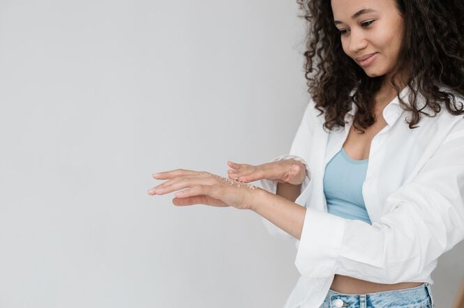 Alles over het scrubben van je huid | Etos