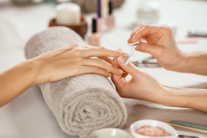Manicure: verwen je handen met een manicure | Etos